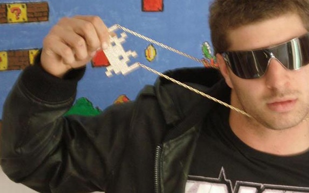 No, seriously: Pimp yourself out in Space Invaders bling – Destructoid