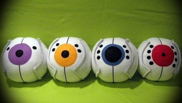 Here are some lovely GlaDOS Personality Core plush toys – Destructoid