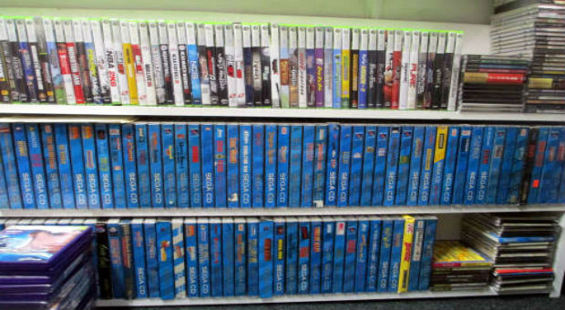 The world's largest video game collection sells for $750k and I am ...