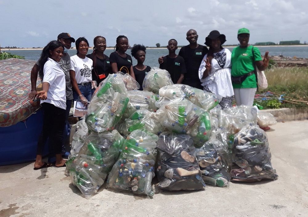 Worldwide Pokemon GO players bag up 145 tons of trash for Earth Day ...