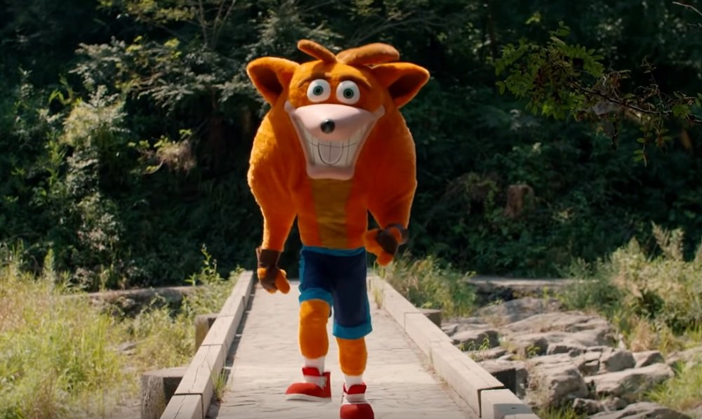Live-action Crash Bandicoot returns in unnerving Japanese commercial ...