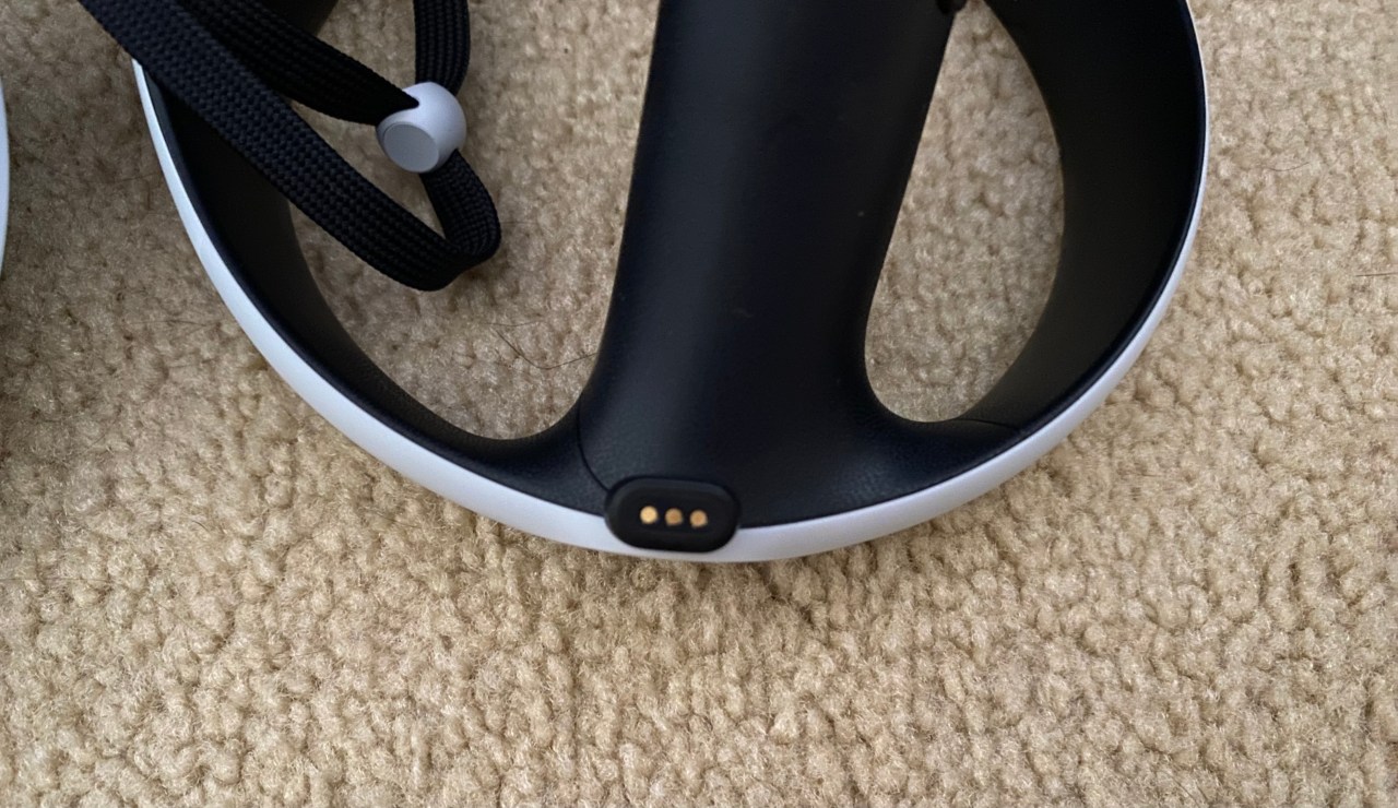 How to use the PlayStation VR2 Sense Controller Charging Station