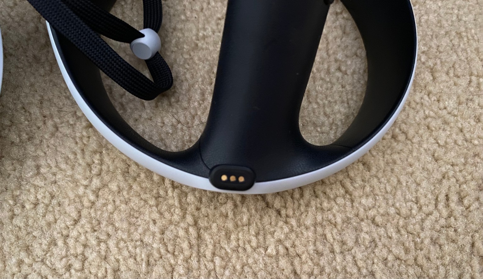 How to use the PlayStation VR2 Sense Controller Charging Station