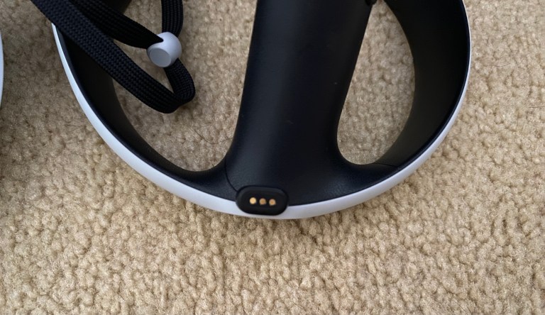 How to use the PlayStation VR2 Sense Controller Charging Station