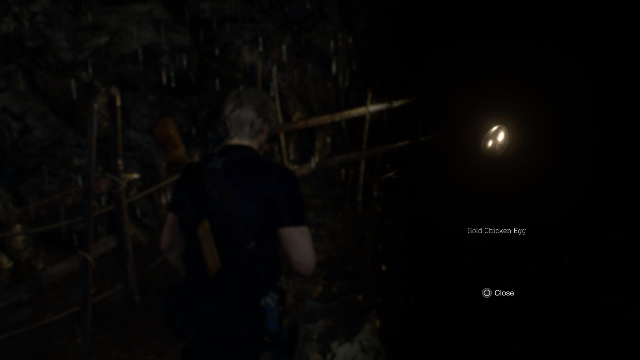 How to get a gold chicken egg in Resident Evil 4 remake