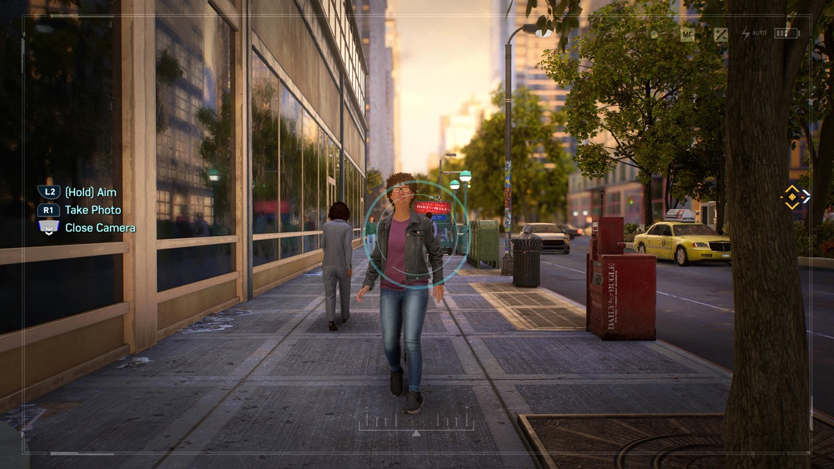 How to bring up camera for photo ops in Marvel's Spider-Man 2