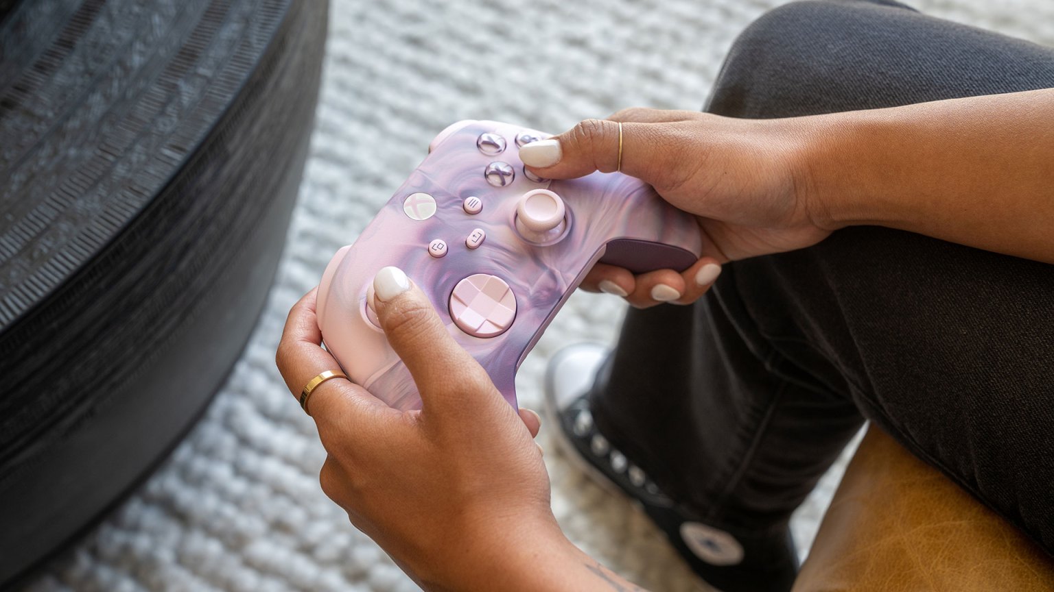 Sick looking Vapor series controllers coming to Xbox Design Lab and retail