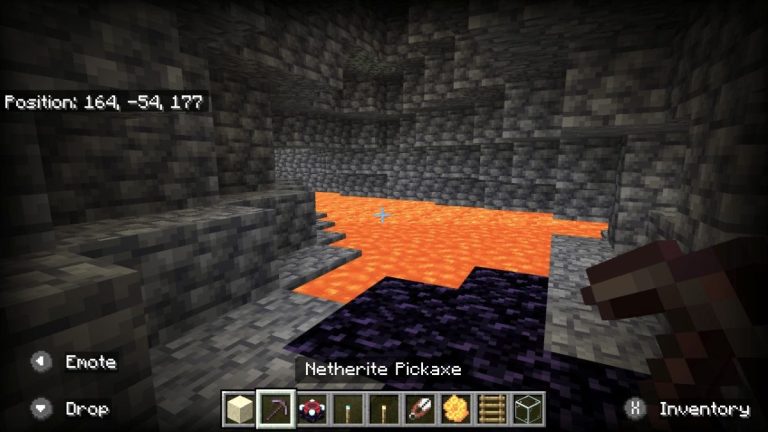 The best diamond levels in Minecraft, explained