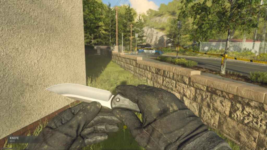 How to use Melee weapon in Call of Duty: Black Ops 6