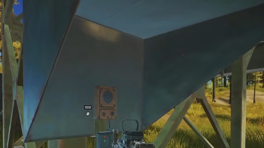 How to contact the soldiers at the Terminal in Escape from Tarkov ...